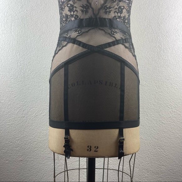 Victoria's Secret | Intimates & Sleepwear | Victorias Secret L 36d ...